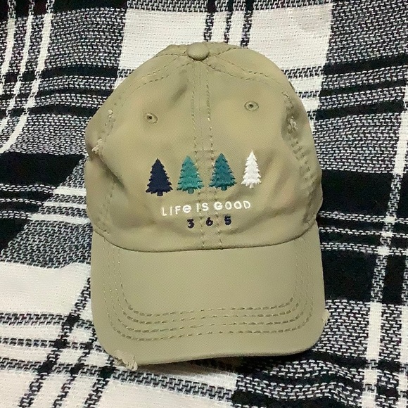 Life Is Good | Accessories | Life Is Good 365 Evergreen Tree Sage Green ...